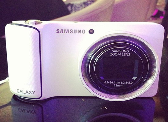 Samsung Galaxy Camera – Most socially connected camera is impressive